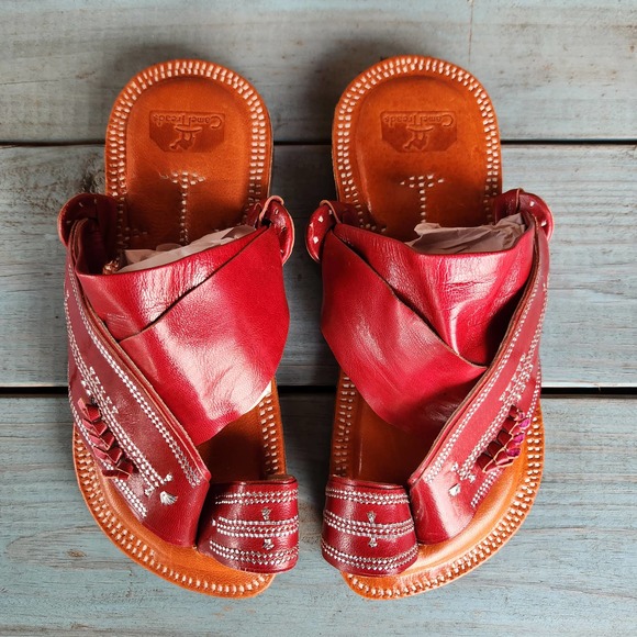 Camel Threads | Shoes | Saudi Madas Sandals Unisex M 9 W 1 Red Maroon ...